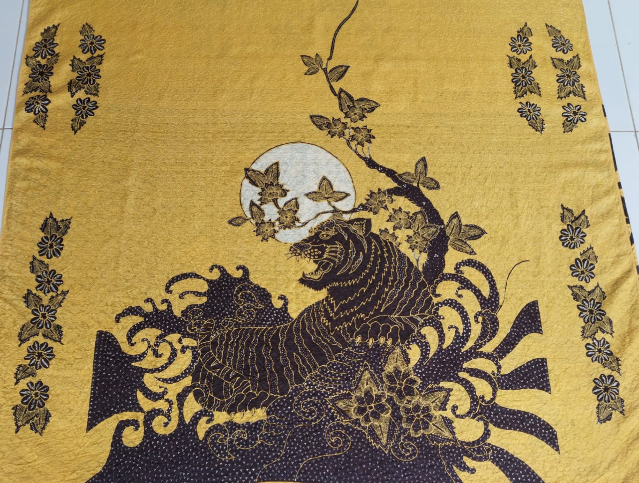 Batik Sutra Tulis | Indonesia Purezento